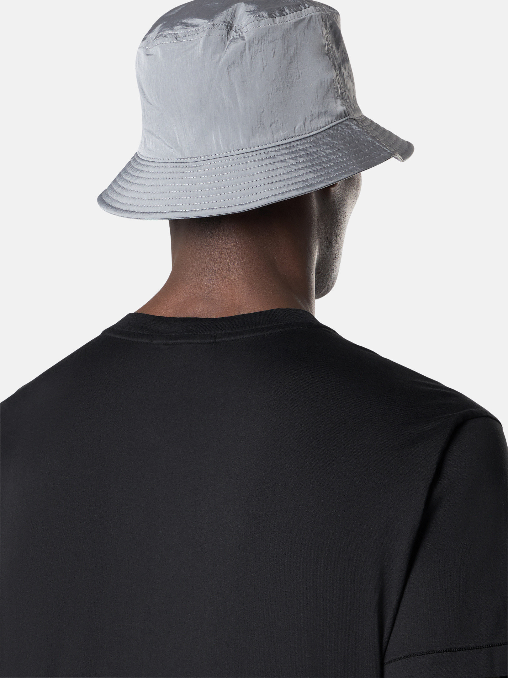 ブラック 2100039 60/2 COTTON JERSEY スリムフィット Tシャツ ブラック 2100039 60/2 COTTON JERSEY スリムフィット Tシャツ